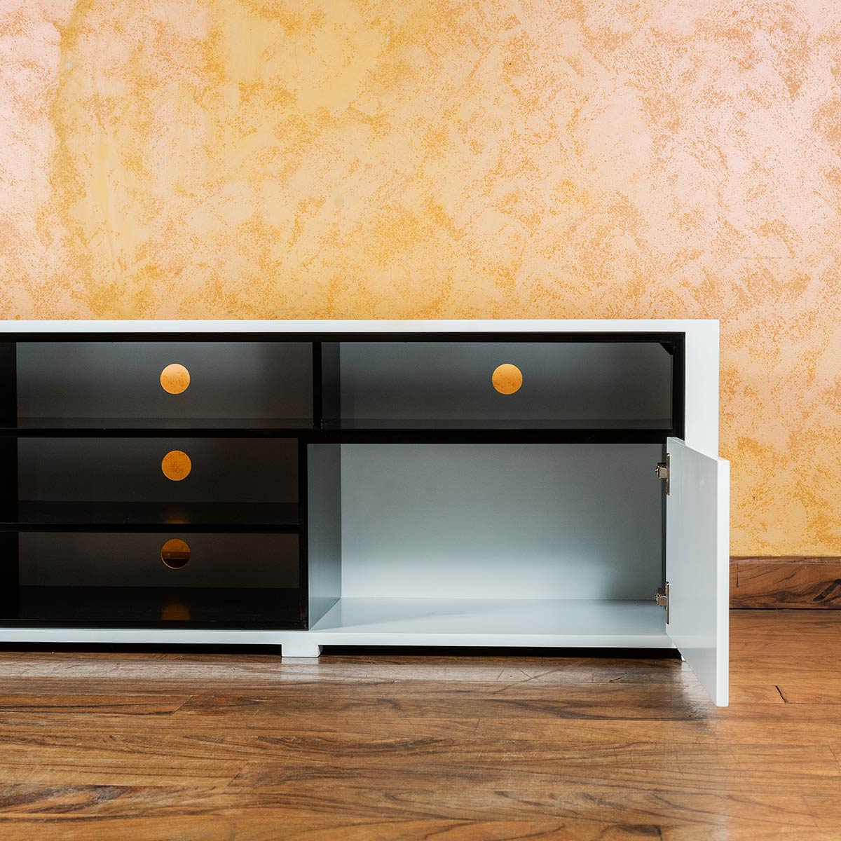 Boxer 6FT TV Stand | Neelsons